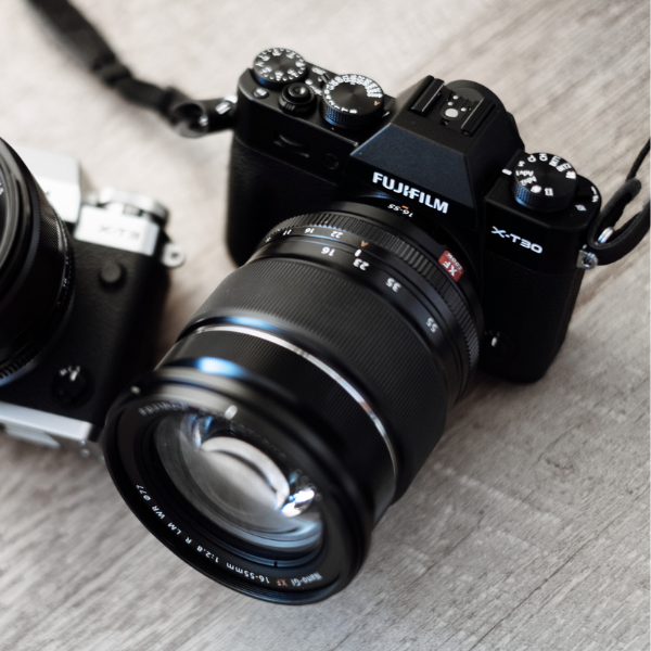 Used Mirrorless Cameras skearsphoto.com